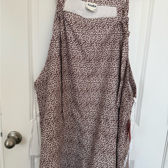ARULA | Dresses | Arula Brown And White Floral Dress | Poshmark
